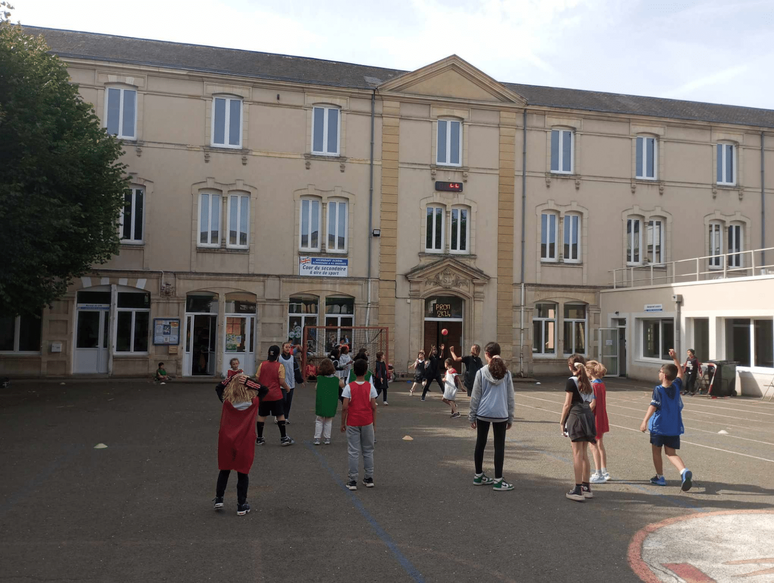 Collège - Yvré-l'Évèque - ASSOCIATION INSTITUTION SAINT LOUIS